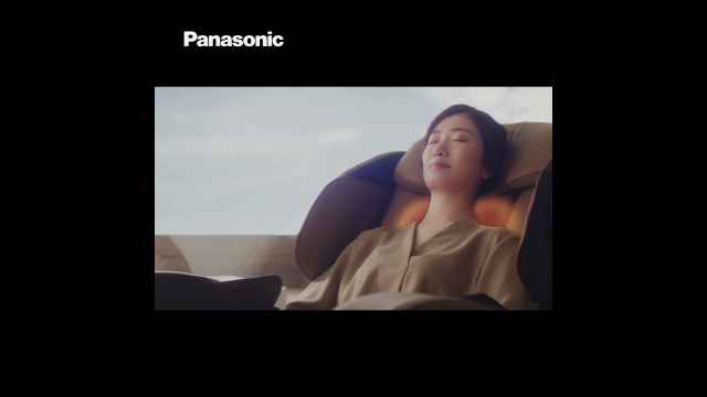 Panasonic Full-body Massage Chair EP-MAF1 [Heated Massage] | Channel ...